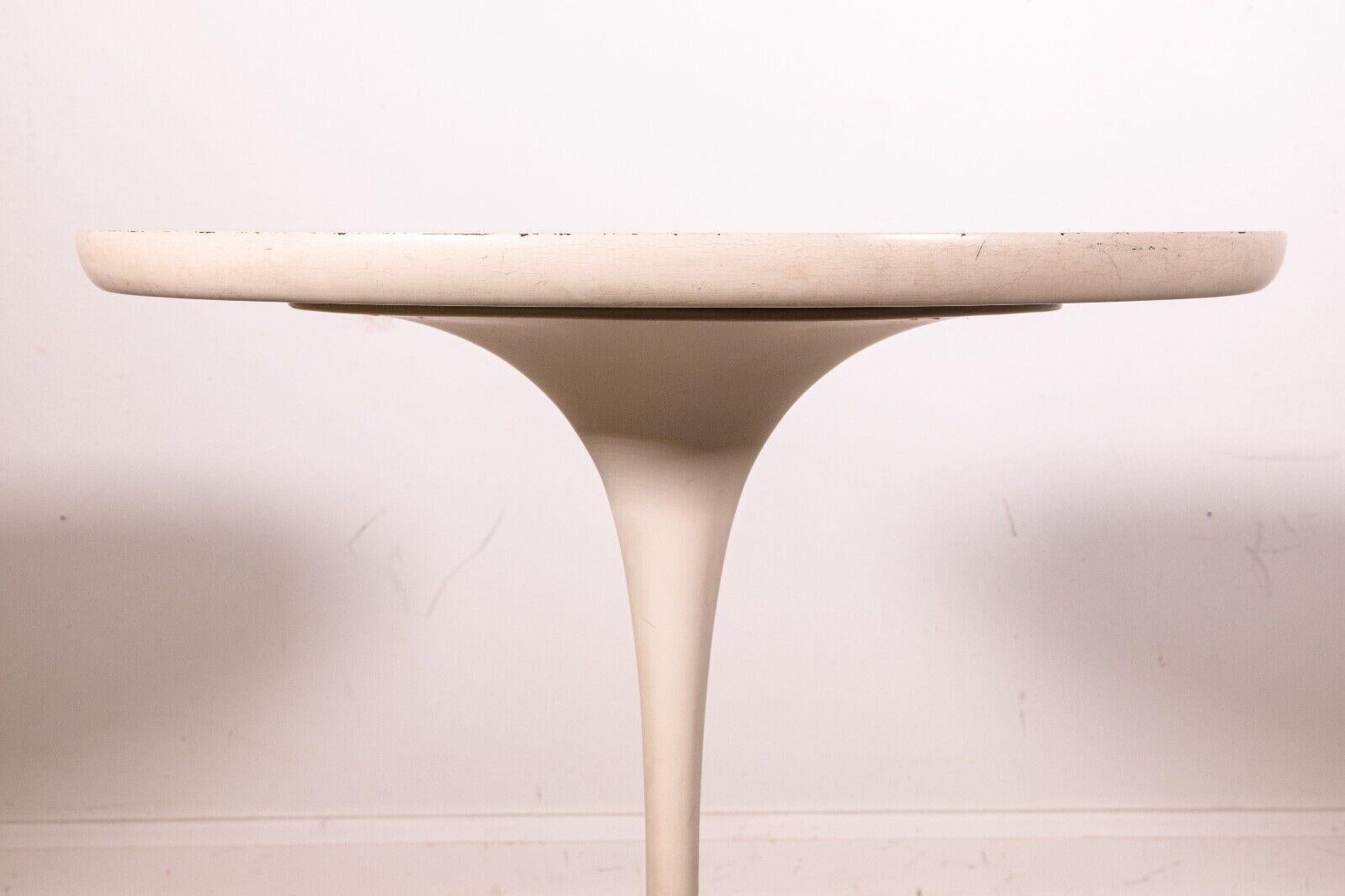 Mid-Century Modern Saarinen Knoll Tulip End Side Table For Sale at 1stDibs