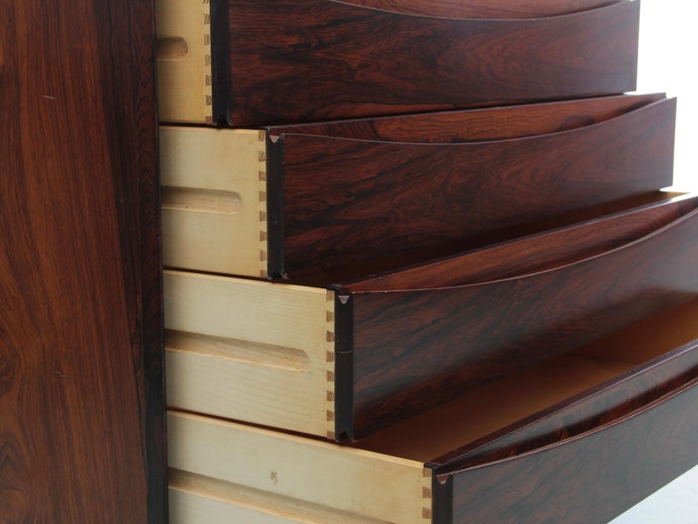 Mid-Century Modern Scandinavian Chest of Drawers in Rosewood by Arne ...