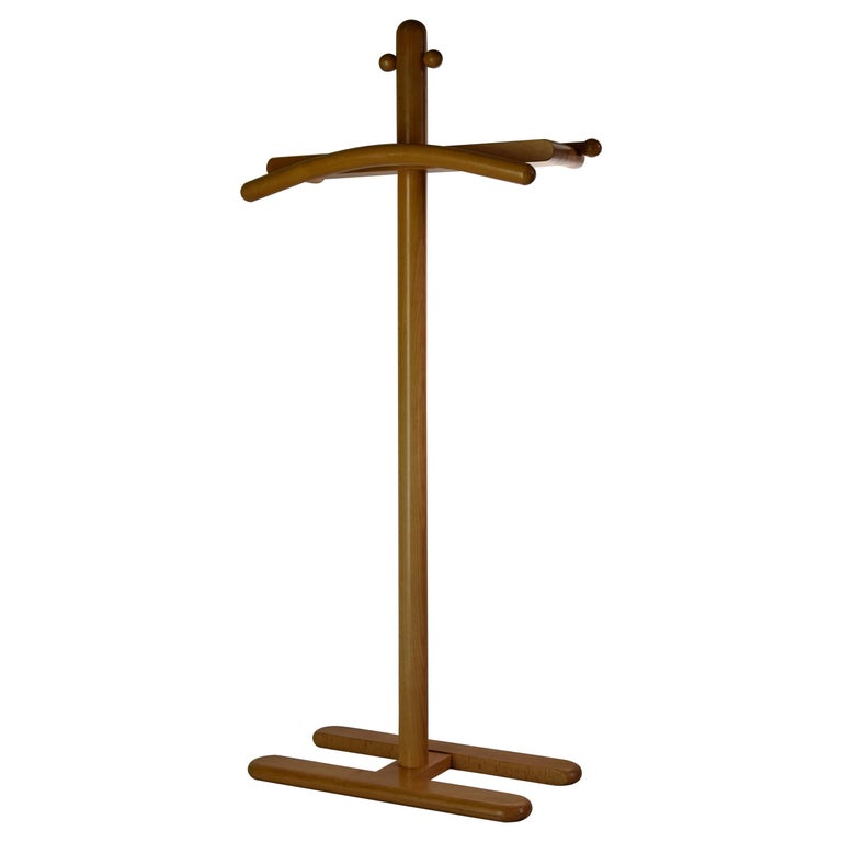 Mid-Century Modern Scandinavian Dressboy For Sale at 1stDibs