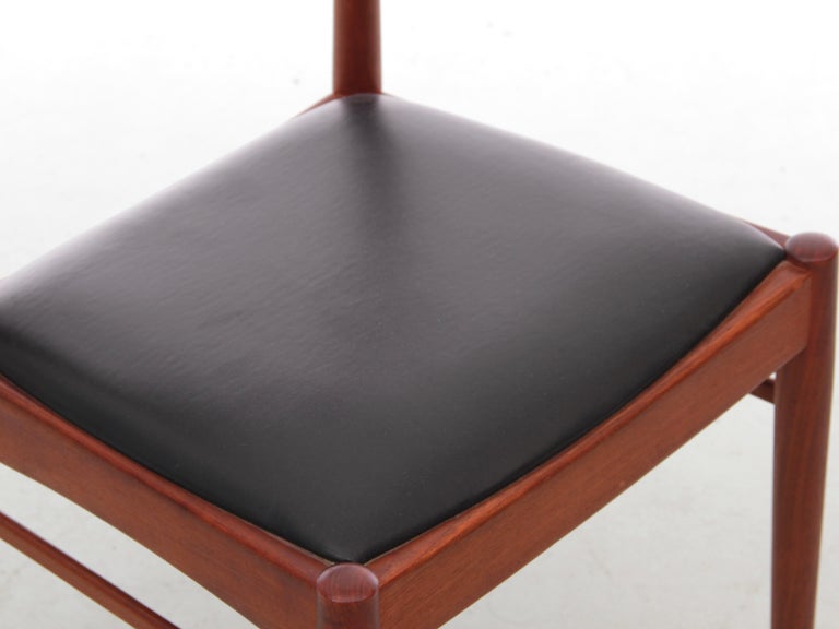 Mid-Century Modern Scandinavian Set of 8 Teck Chairs Model 26 by ...