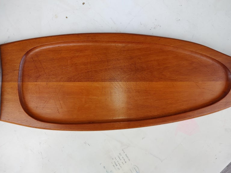 Mid-Century Modern Sculptural Fish Cheese Serving Board For Sale at 1stDibs