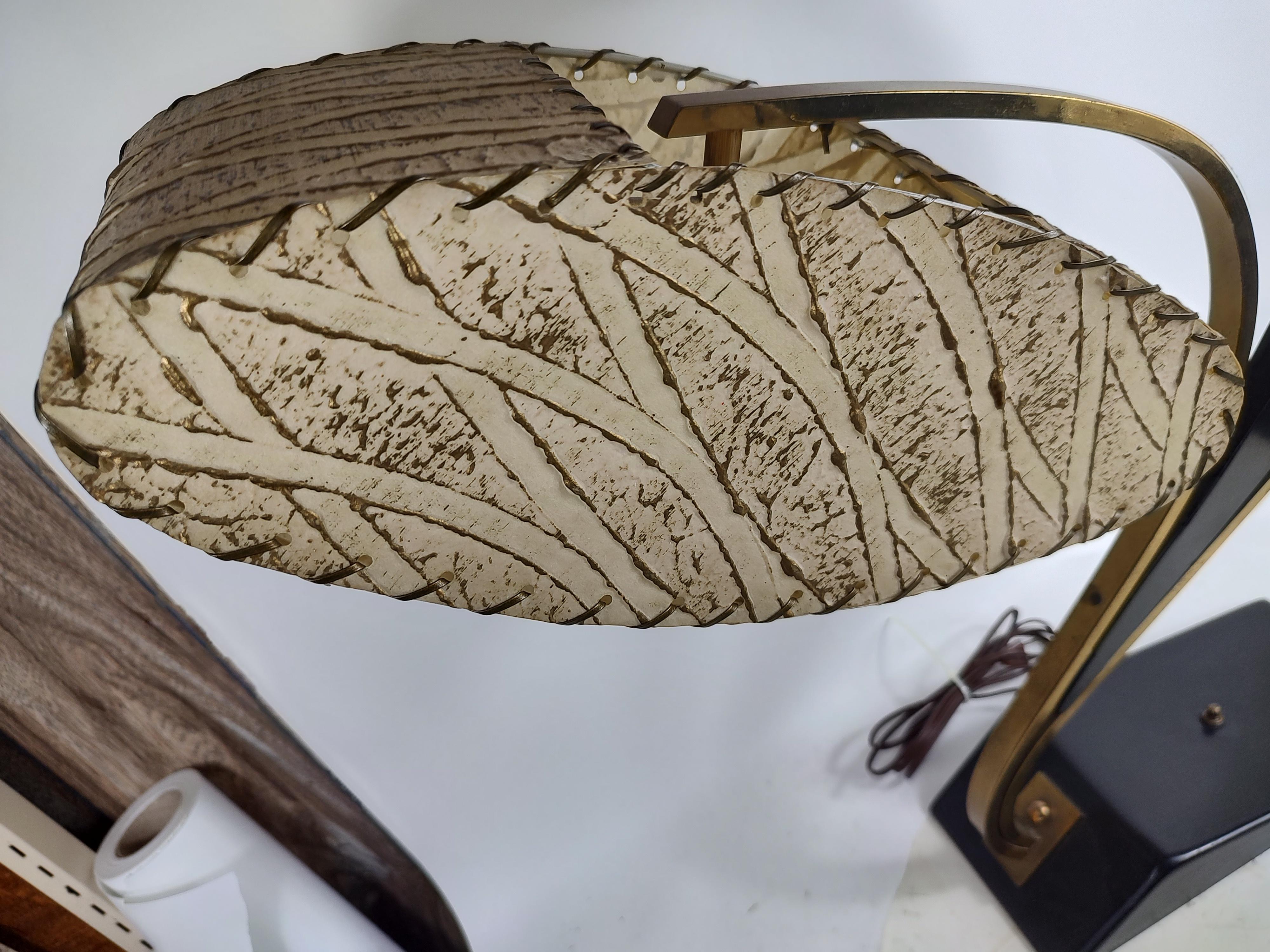 Mid-Century Modern Sculptural Venus Flytrap 3Way Table Lamp by Majestic ...