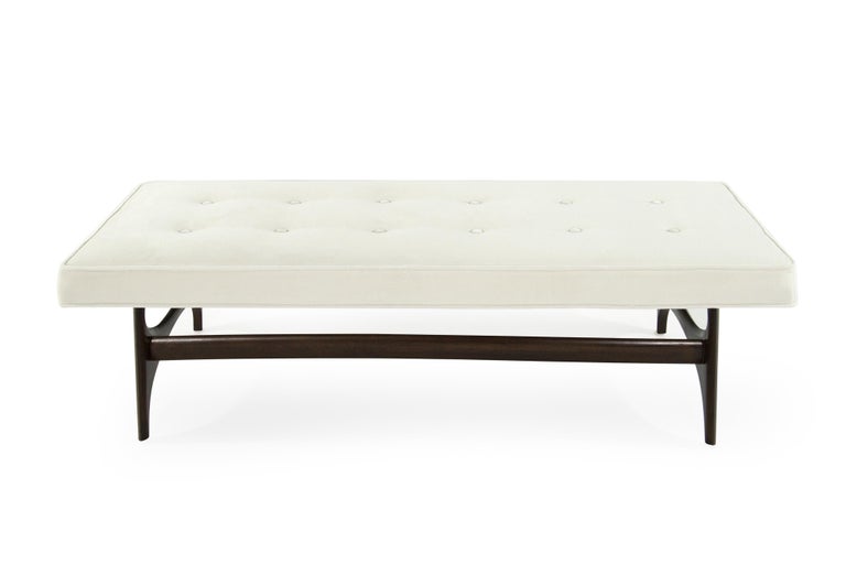 Mid-Century Modern Sculptural Walnut Bench For Sale at 1stDibs
