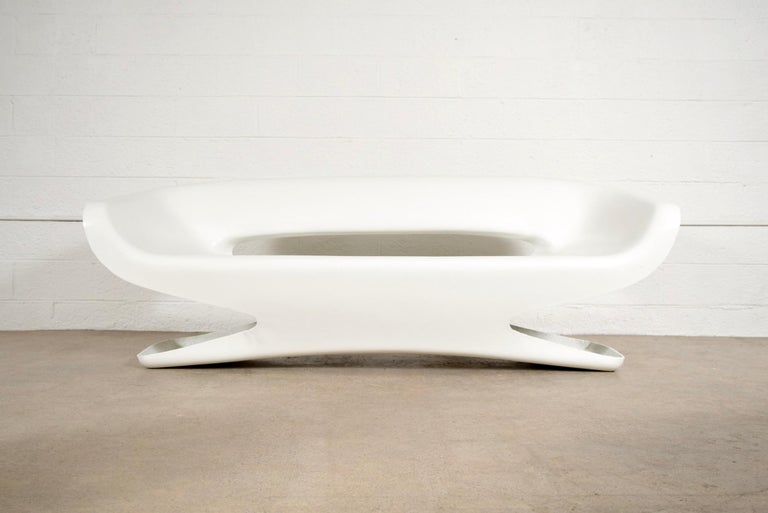 1970s Space Age Sculptural White Molded Fiberglass Sofa Couch at 1stDibs
