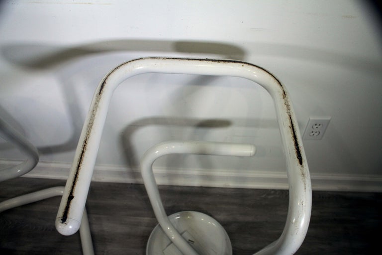 Mid-Century Modern Set of 3 1970s Tubular Paperclip Stools by Kinetic ...