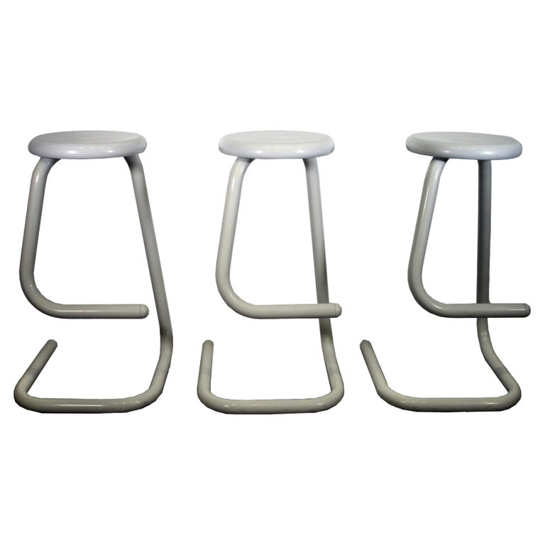 Mid-Century Modern Set of 3 1970s Tubular Paperclip Stools by Kinetic ...