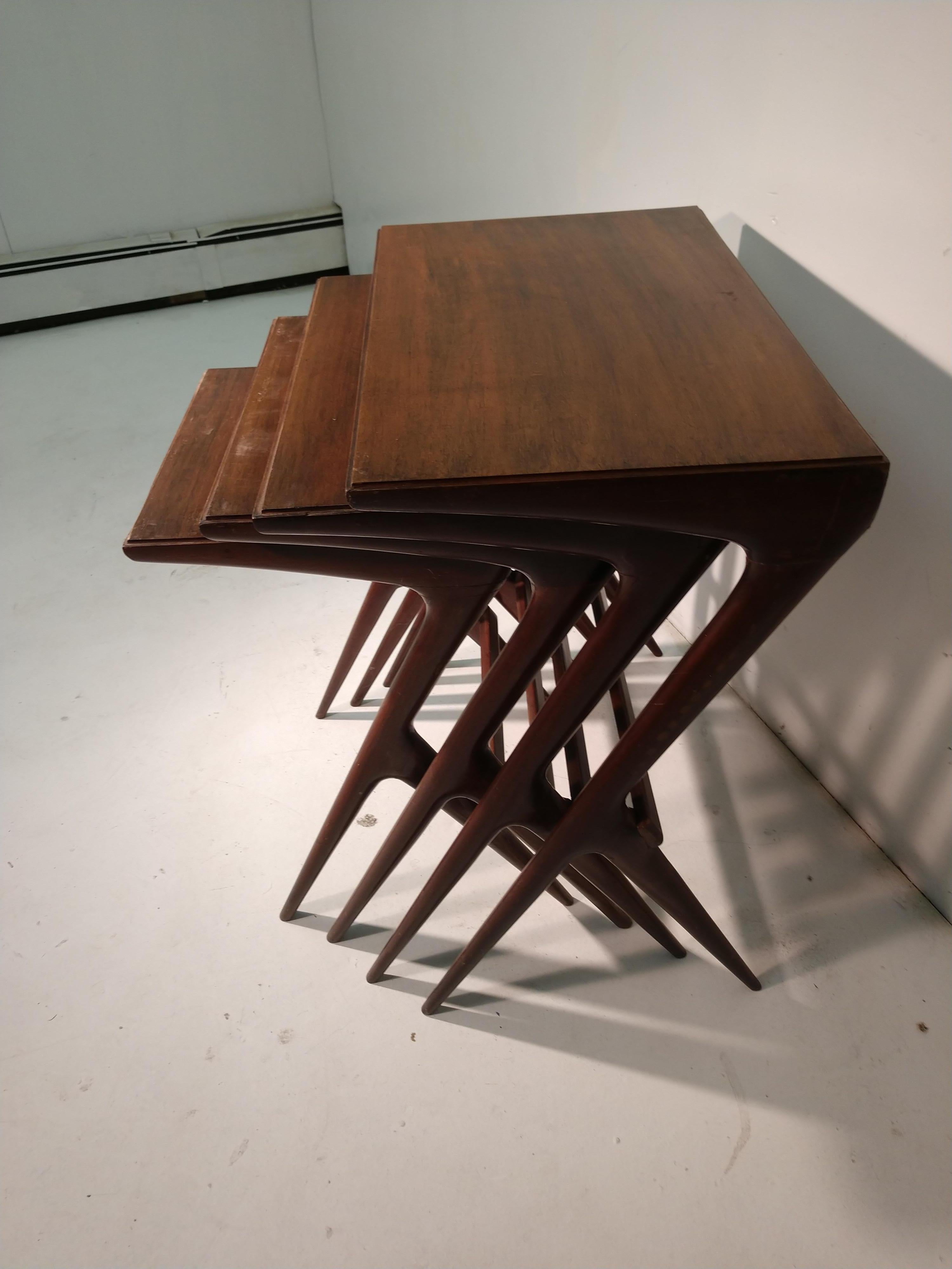 Mid-Century Modern Sculptural Set of 4 Walnut Nesting Tables Ico Parisi ...
