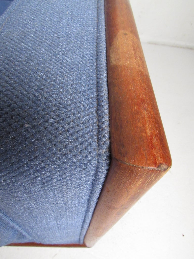 Mid-Century Modern Sofa with Walnut Accents For Sale at 1stDibs