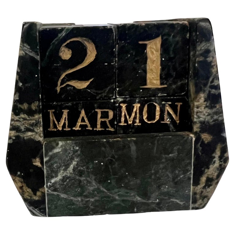 Mid-Century Modern Solid Green Marble Perpetual Desk Top Calendar For ...