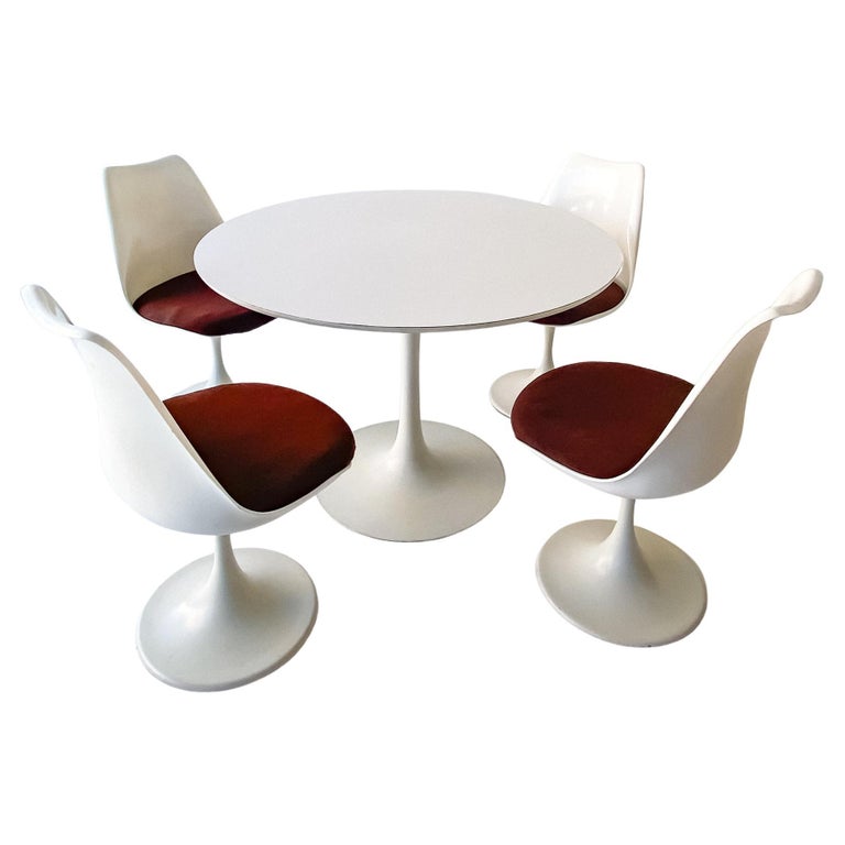 Mid-Century Modern Space Age Set of Tulip Table and Four Tulip Chairs ...