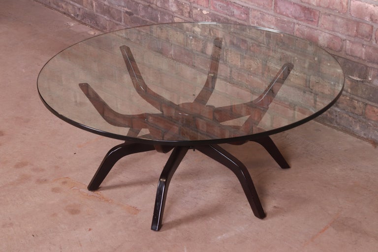 Mid-Century Modern Spider Leg Glass Top Cocktail Table For Sale at 1stDibs