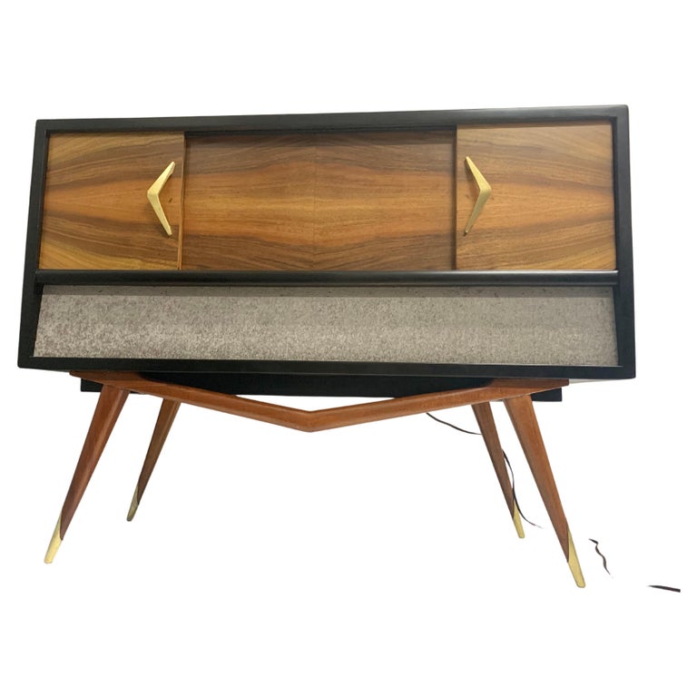Mid-Century Modern Stereo Console at 1stDibs