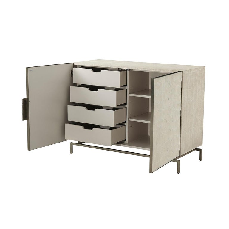 Mid-Century Modern Storage Chest For Sale at 1stDibs