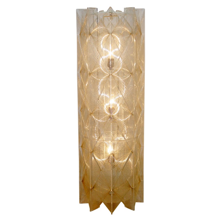 Mid-Century Modern String Wire Lucite Acrylic Art Floor Lamp, 1970s at ...