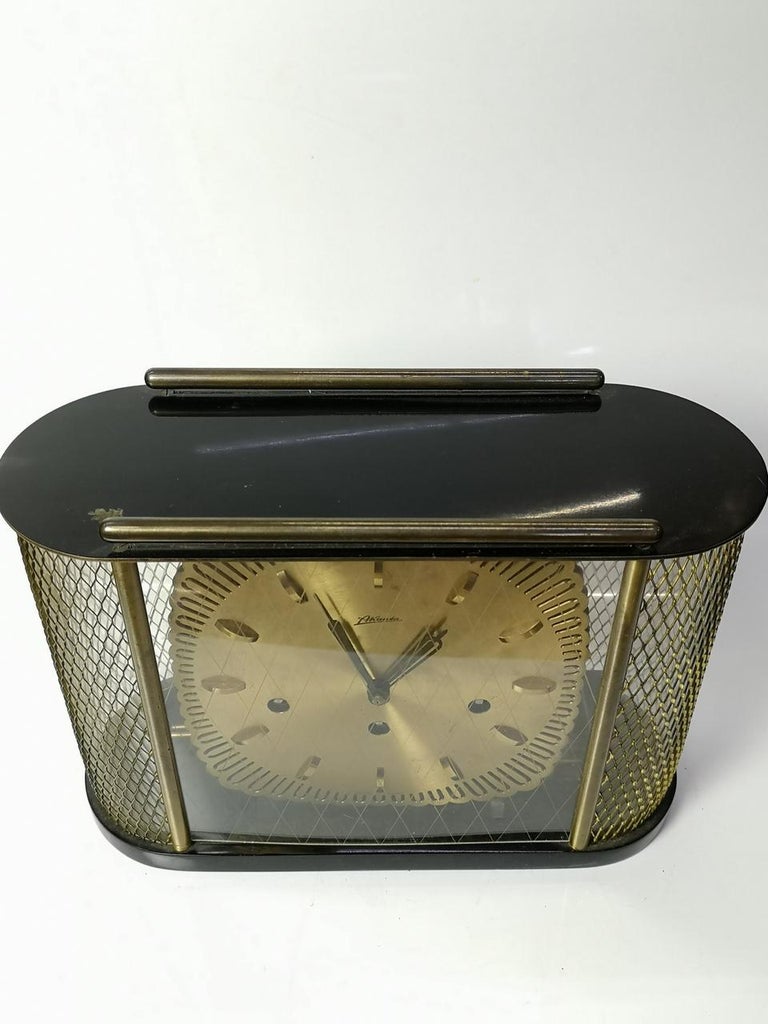Mid-Century Modern Table Clock, by Atlanta, 1950s For Sale at 1stDibs
