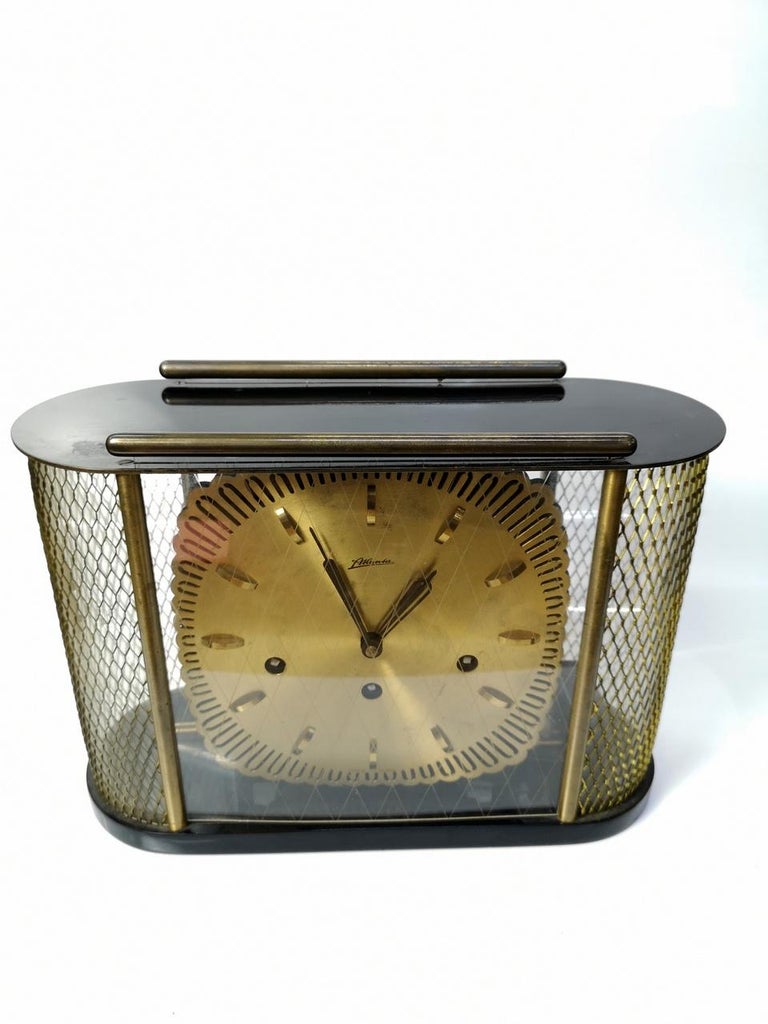 Mid-Century Modern Table Clock, by Atlanta, 1950s For Sale at 1stDibs
