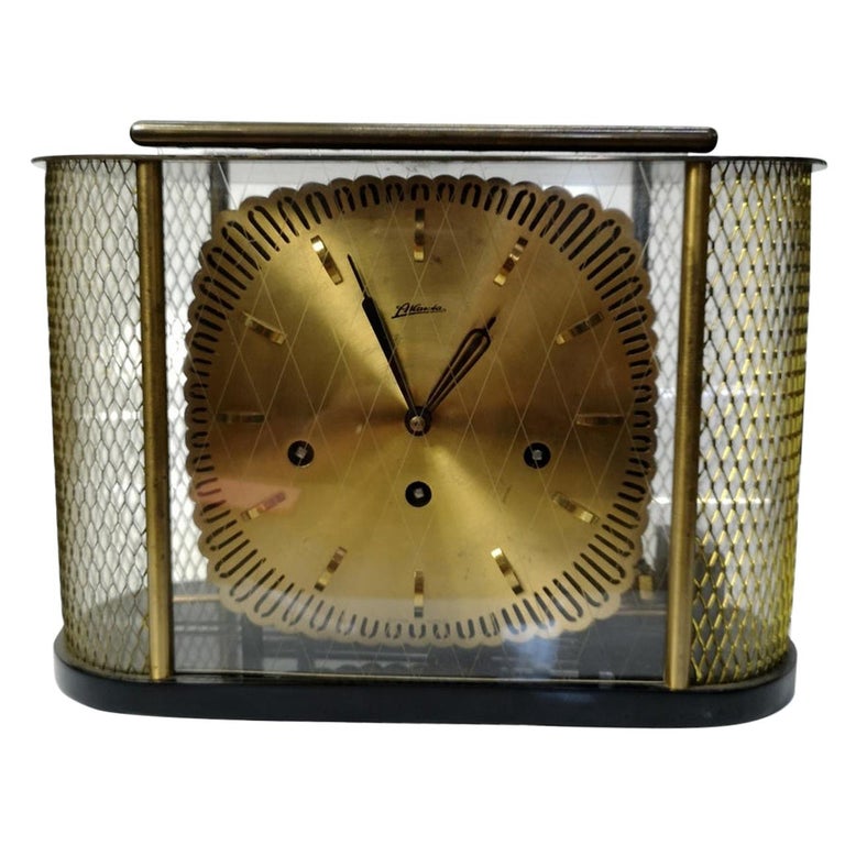 Mid-Century Modern Table Clock, by Atlanta, 1950s For Sale at 1stDibs