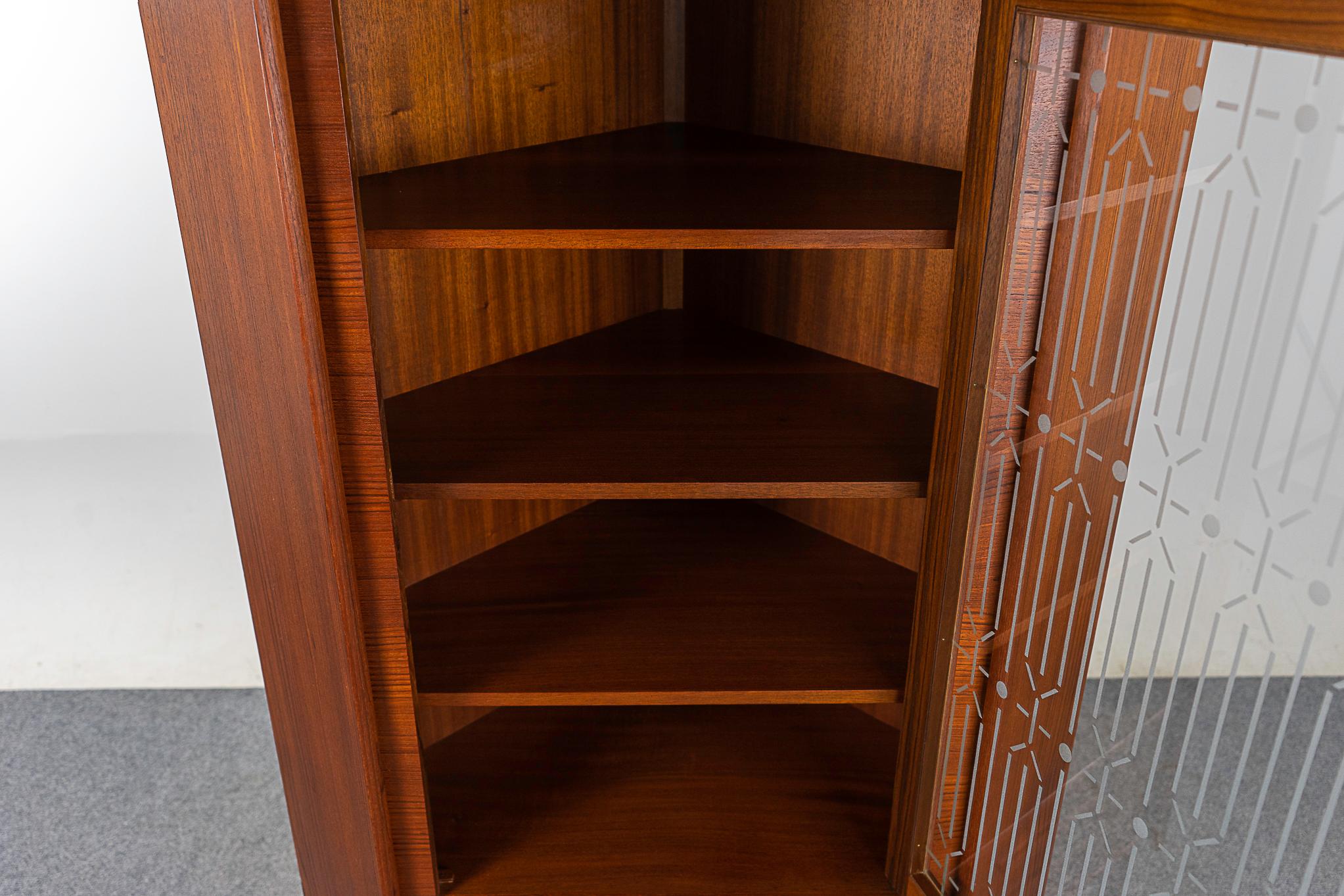 Mid-Century Modern Teak Corner Cabinet For Sale at 1stDibs