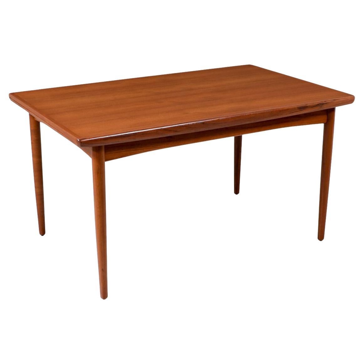 Danish Modern Teak Dining Table with Expanding Draw-Leaves For Sale at ...