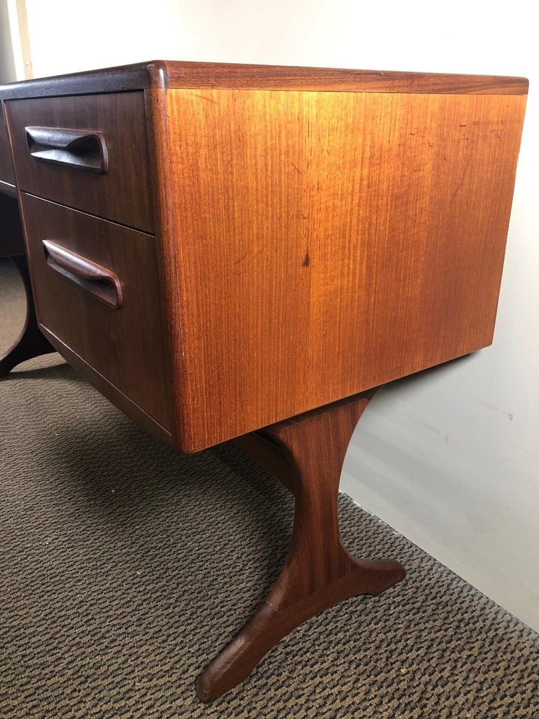 Mid-Century Modern Teak G Plan Fresco Vanity or Desk For Sale at ...