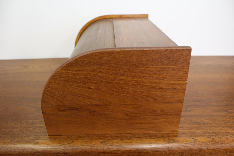 Mid-Century Modern Teak Tambour Roll-Top Storage Box at 1stDibs