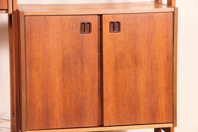 Mid-Century Modern Teak Wall Unit at 1stDibs