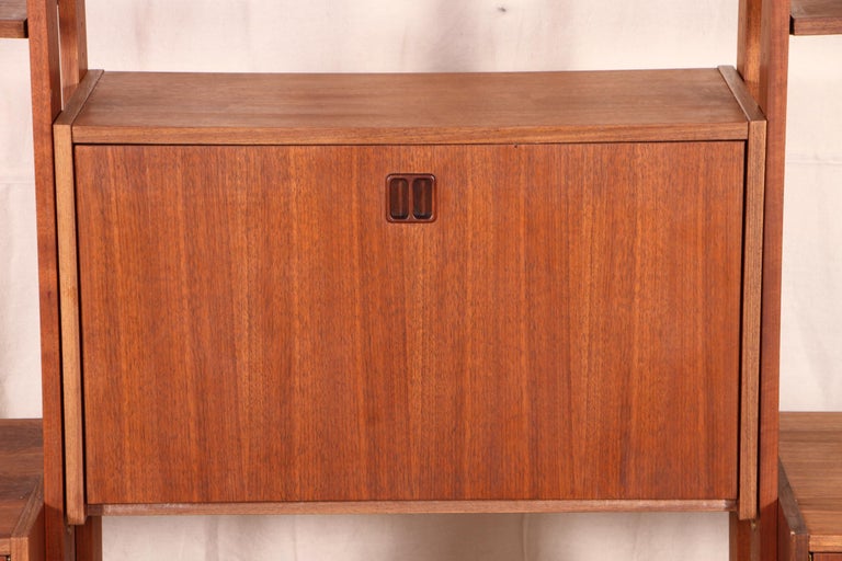 Mid-Century Modern Teak Wall Unit at 1stDibs
