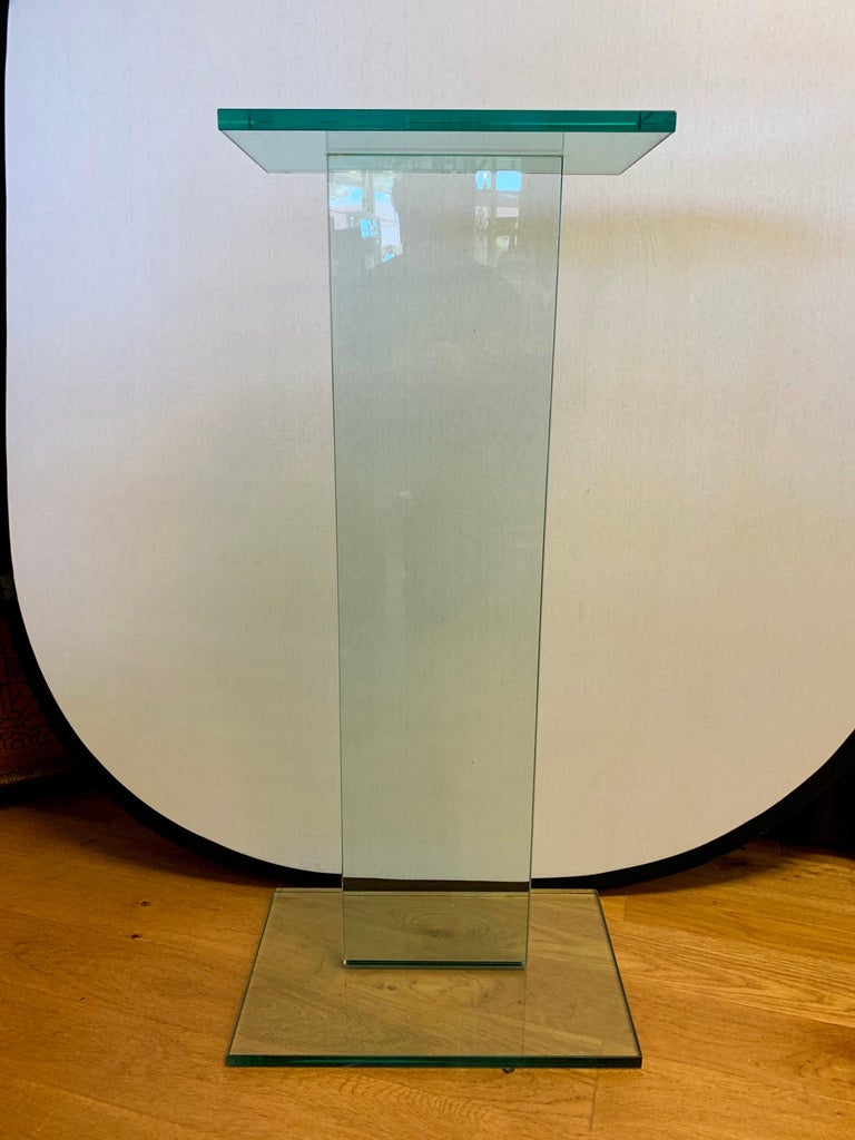 Mid-Century Modern Thick Glass Sculptural Pedestal Stand Column at 1stDibs