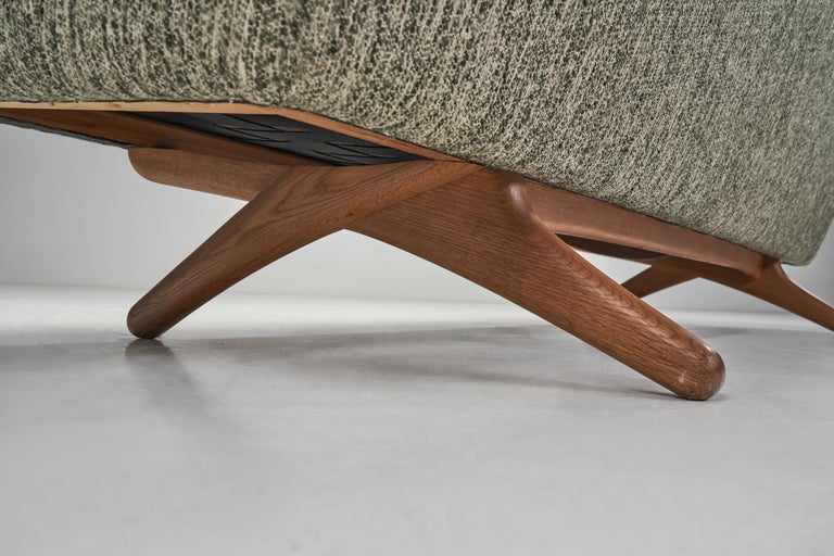 Mid-Century Modern Three-Seater Sofa with Wooden Cross Legs, Europe, ca ...