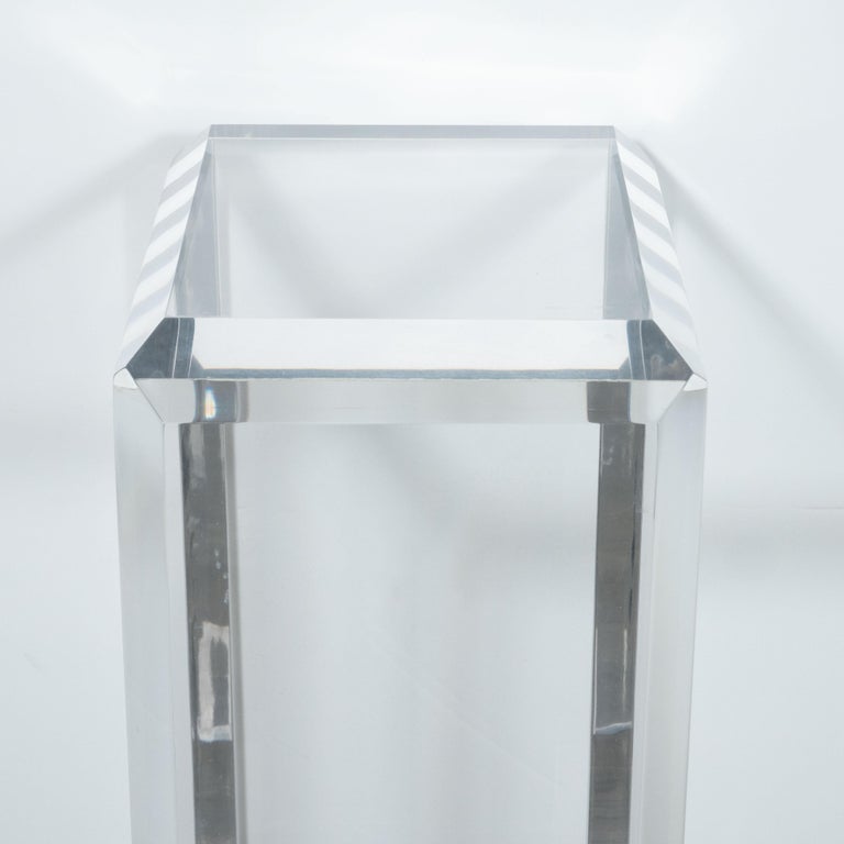 Mid-Century Modern Translucent Lucite Rectilinear Bevelled Waterfall ...