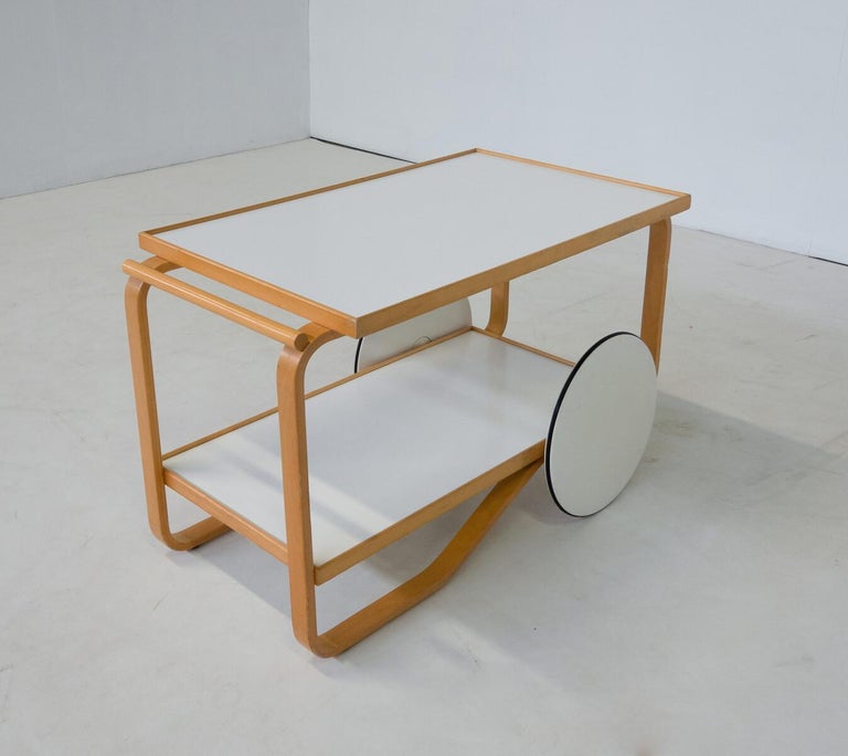 Mid-Century Modern Trolley 901 by Alvar Aalto, 1950s For Sale at 1stDibs