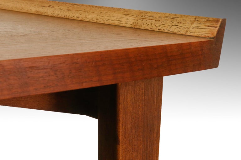 Mid-Century Modern Two Tiered End Table / Side Table by Lane, Usa, C ...