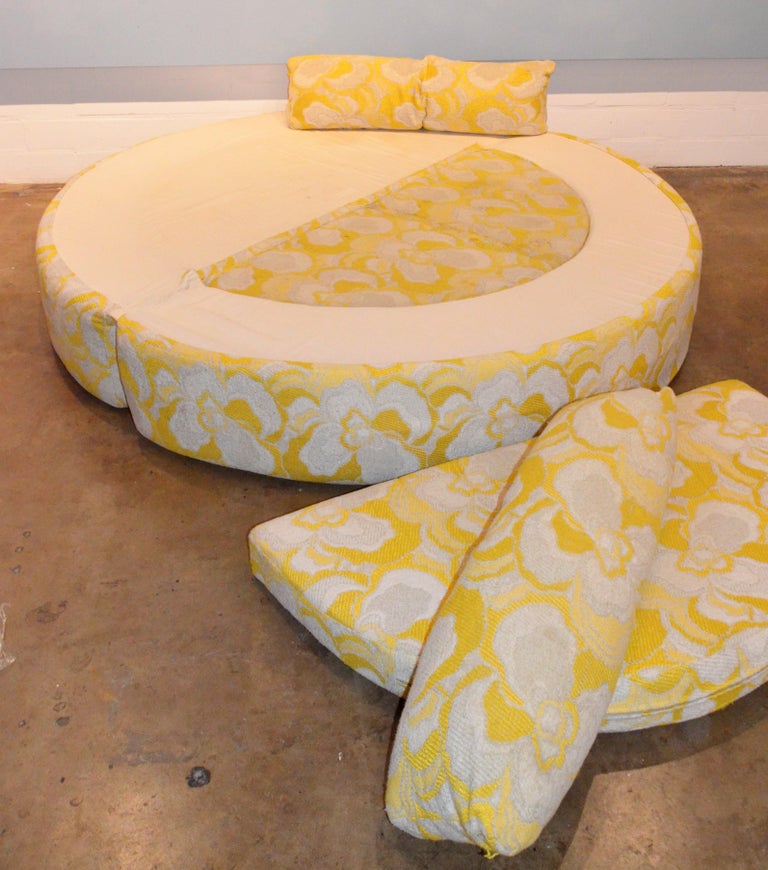 Mid-Century Modern Upholstered Round Sleeper Sofa/ Chaise/ Lounger with ...