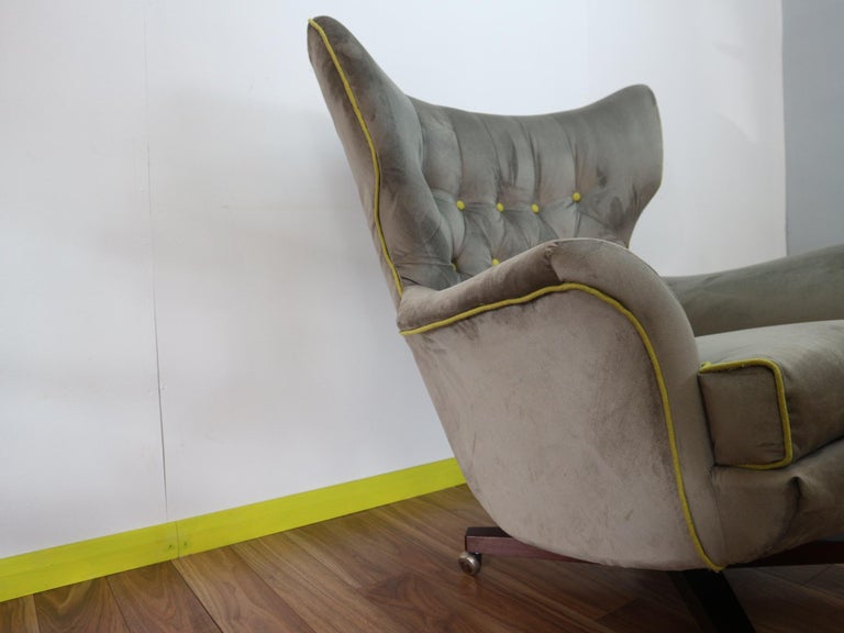 Mid-Century Modern Vintage G-Plan 6250 Lounge Blofeld Swivel Chair For ...