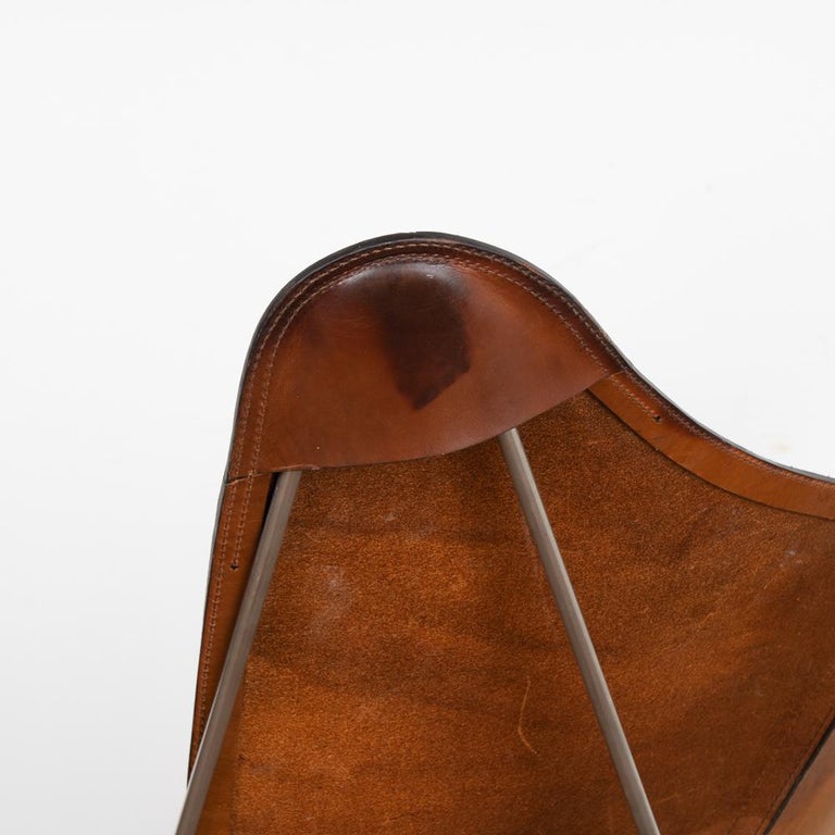 Mid Century Modern Vintage Leather Butterfly Chair by OX Denmark, circa ...