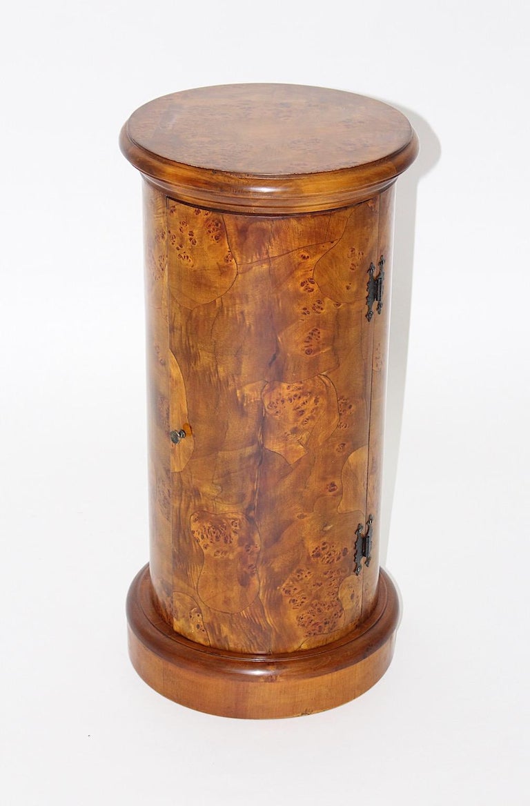 Mid Century Modern Vintage Poplar Wood Round Chest or Side Table 1960s ...