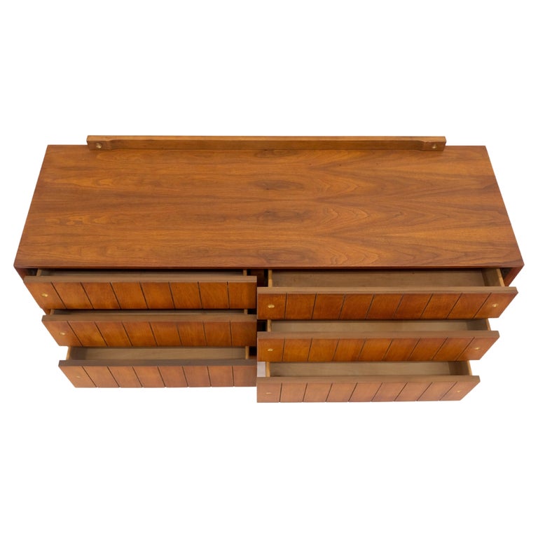 Mid-Century Modern Walnut 6 Drawers Dowel Leg Dresser W/ Back Splash ...