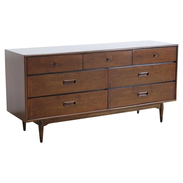 Mid-Century Modern Walnut Andre Bus Dovetail Credenza/Dresser For Sale ...
