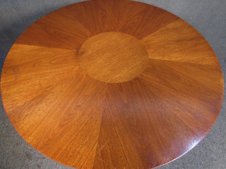 Mid-Century Modern Walnut Center Table For Sale at 1stDibs