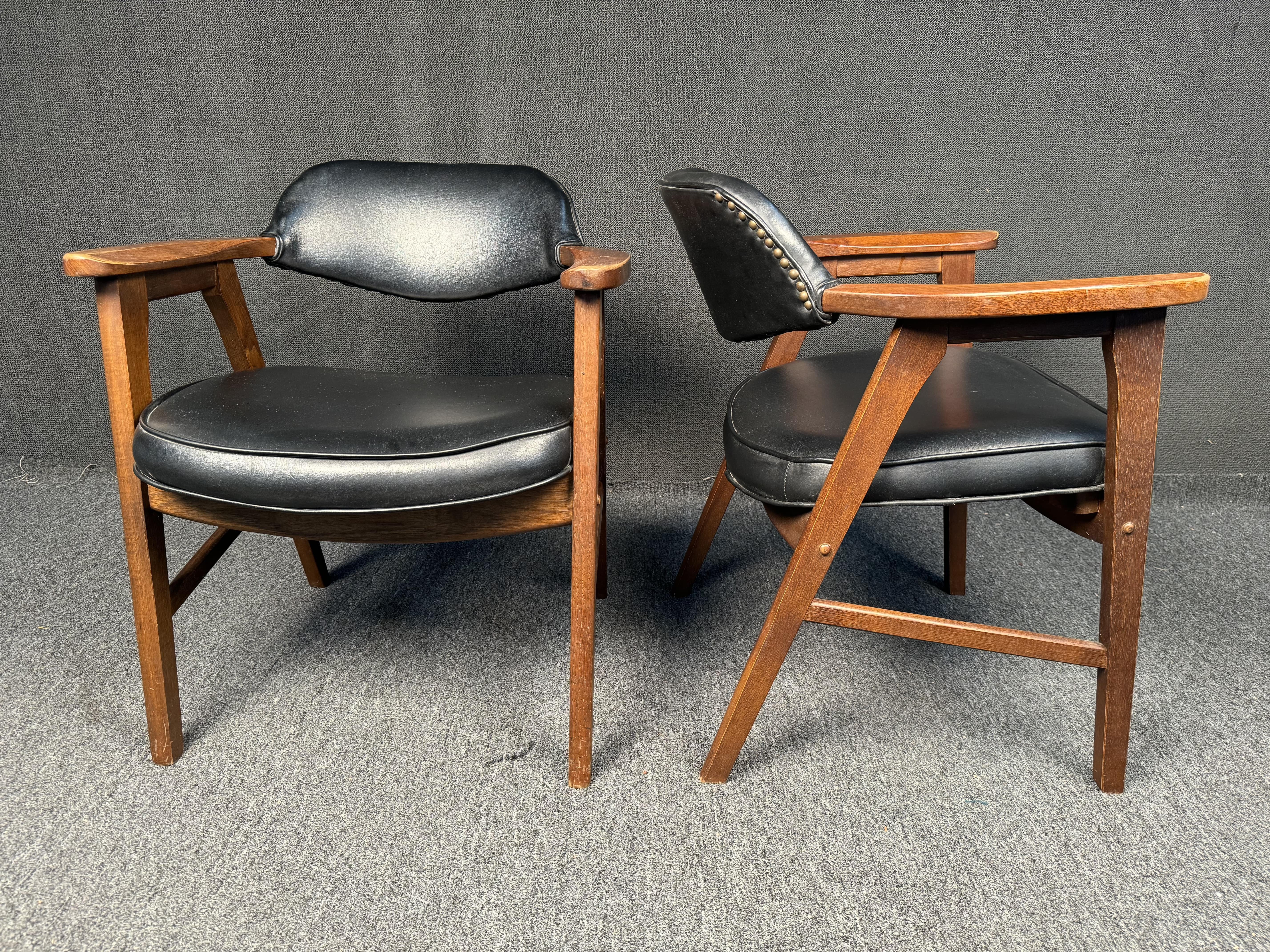 Mid-Century Modern Walnut Gunlocke Style Armchairs For Sale at 1stDibs