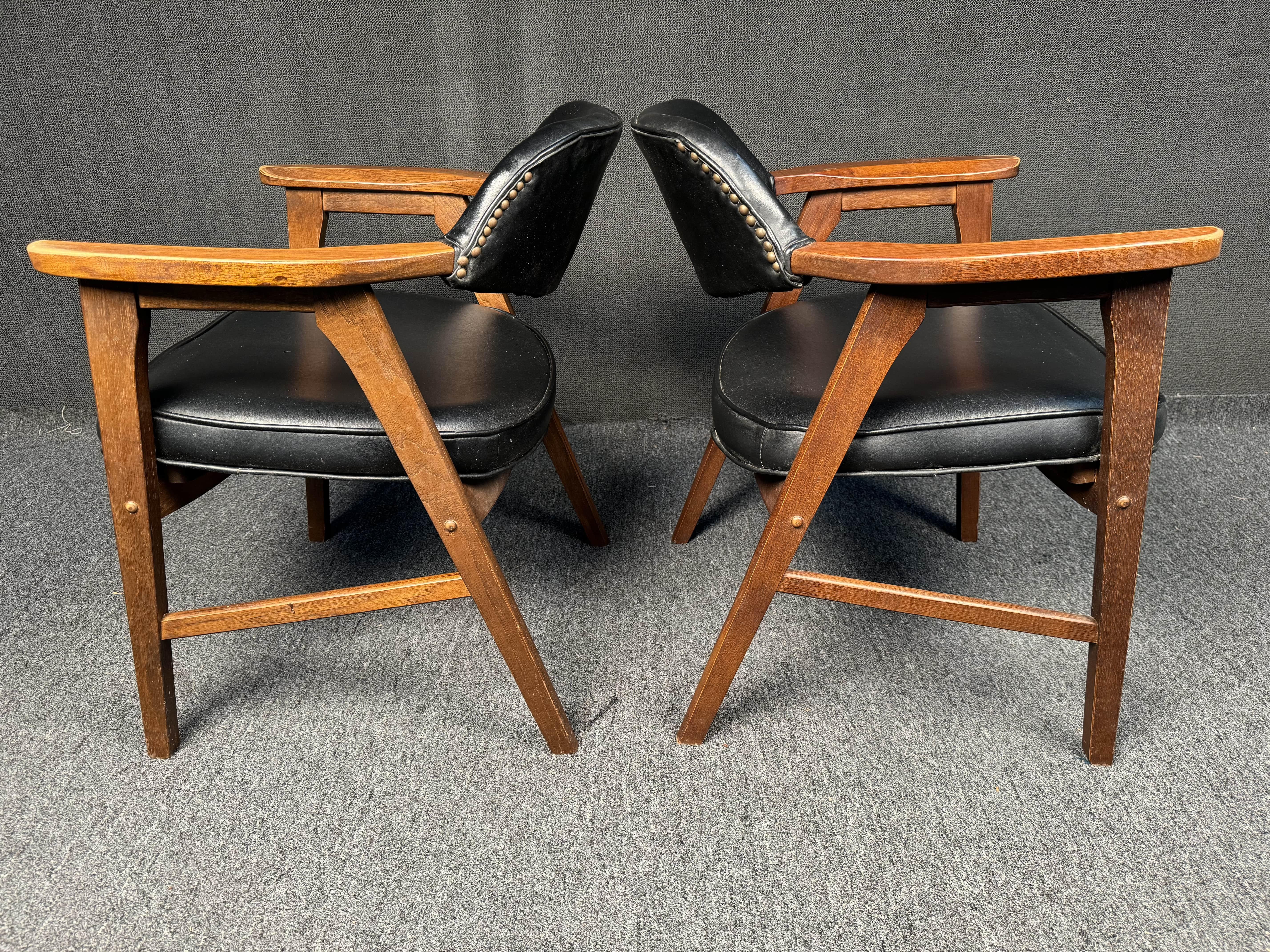 Mid-Century Modern Walnut Gunlocke Style Armchairs For Sale at 1stDibs