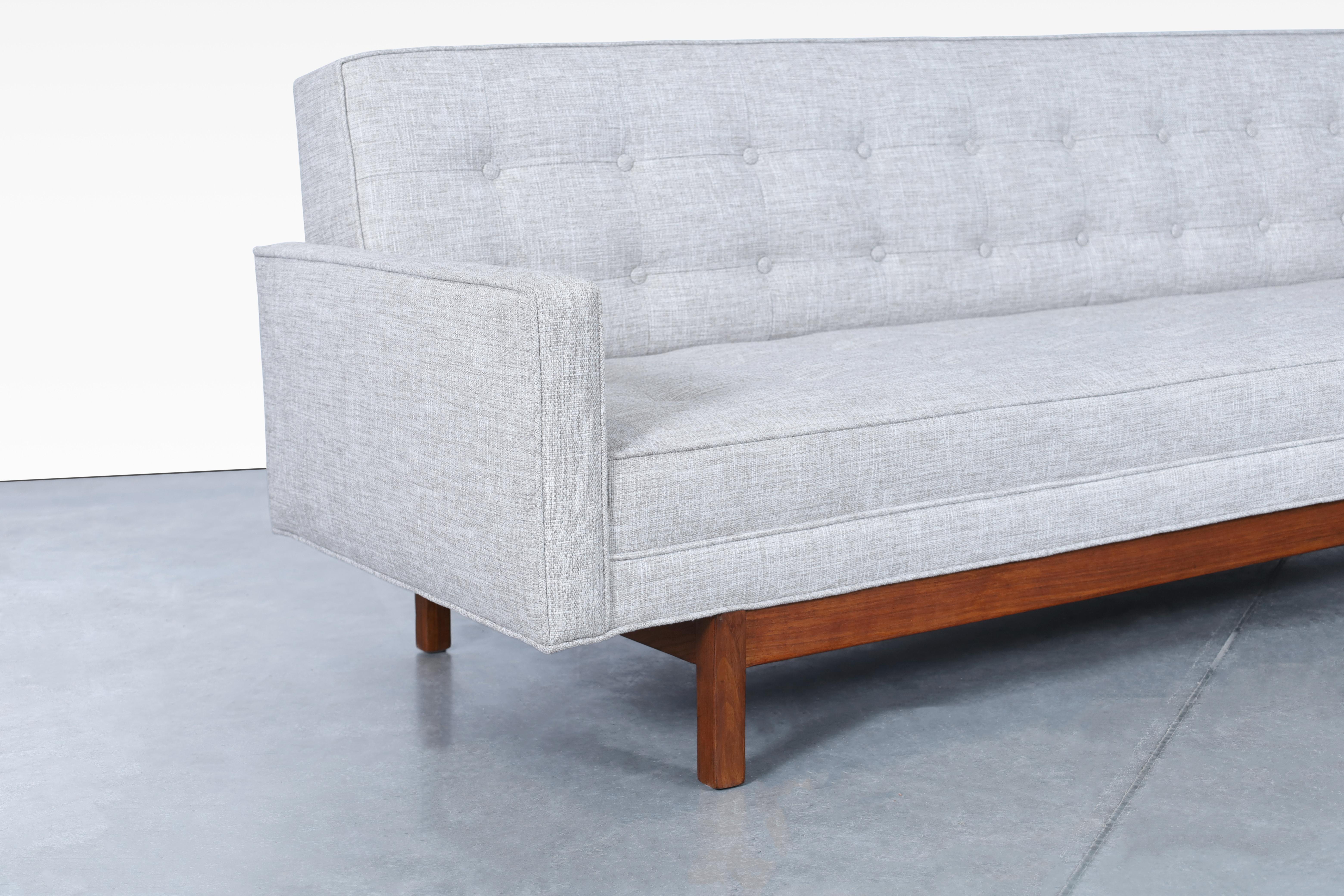 Mid-Century Modern Walnut Sofa For Sale at 1stDibs