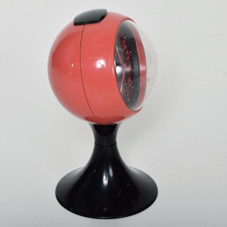 Mid-Century Modern Westclox Tulip Table Clock at 1stDibs