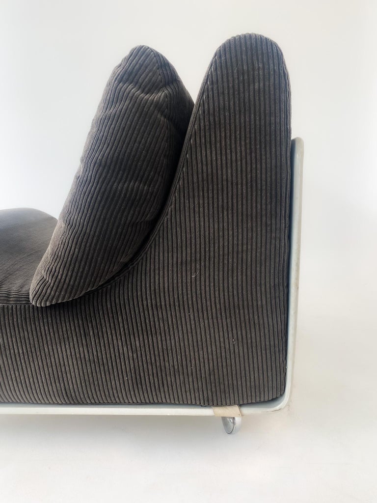 Mid-Century Modern White Grey Orbis Sofa by Luigi Colani, Germany ...