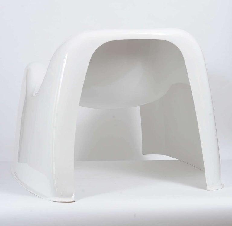 Mid-Century Modern White Toga Chair by Sergio Mazza for Artemide For ...