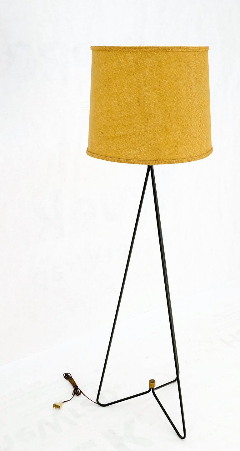 Mid-Century Modern Wire Tripod Base Brass Finial Floor Lamp For Sale at ...