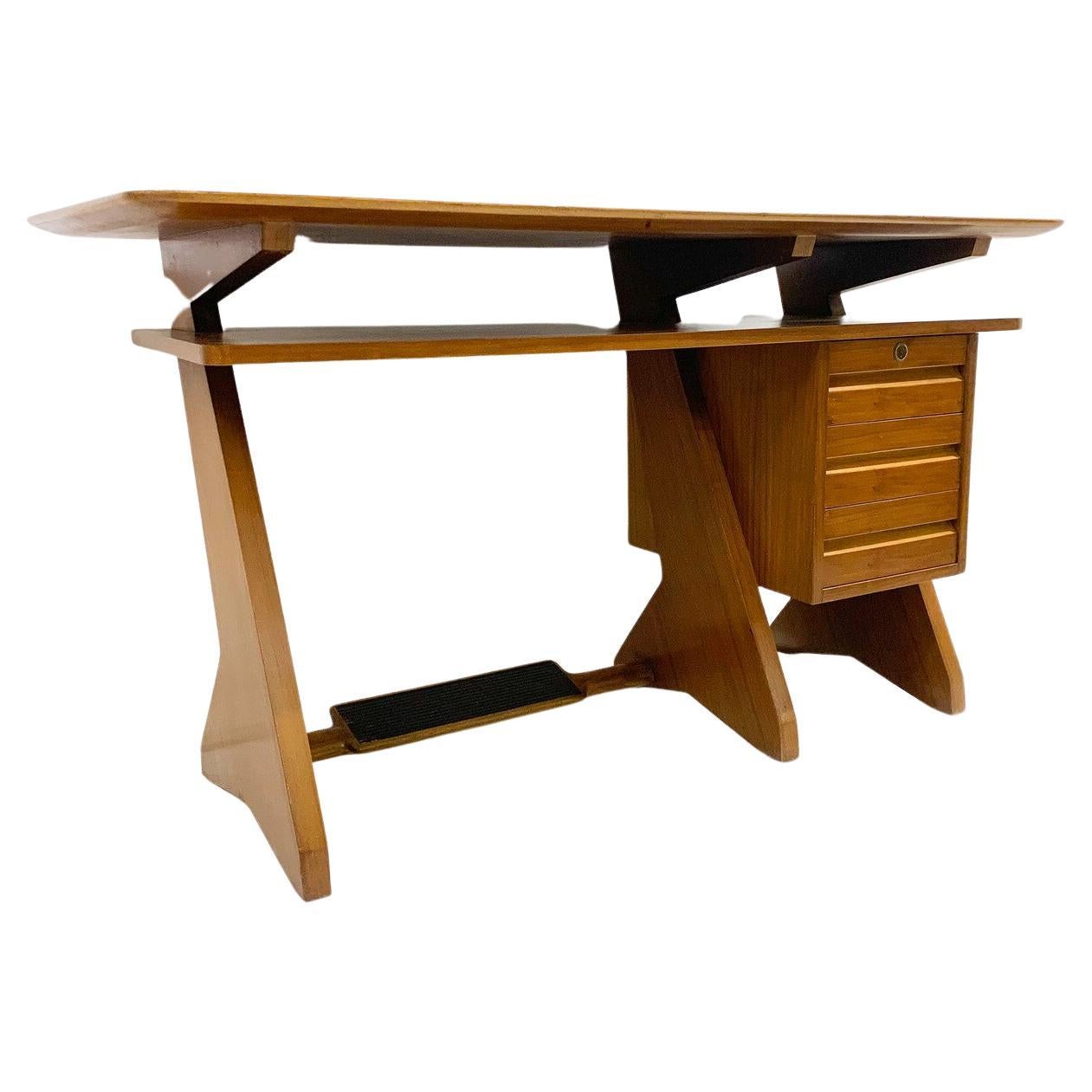 Mid-Century Modern Desk with Drawers, Pine Wood, Italy, 1960s For Sale ...