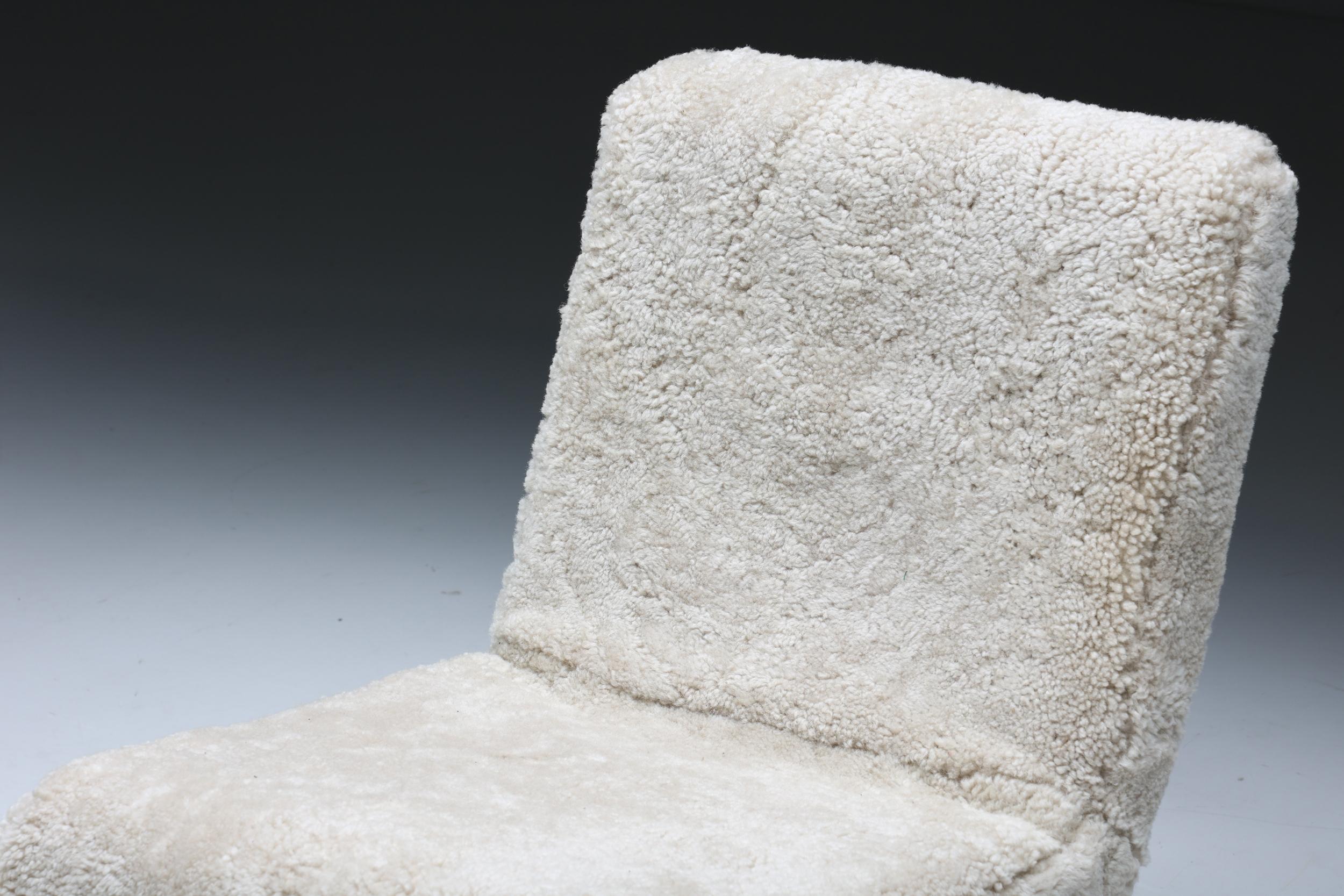 Mid-Century Modern Wool Lounge Chair, 1940s For Sale at 1stDibs