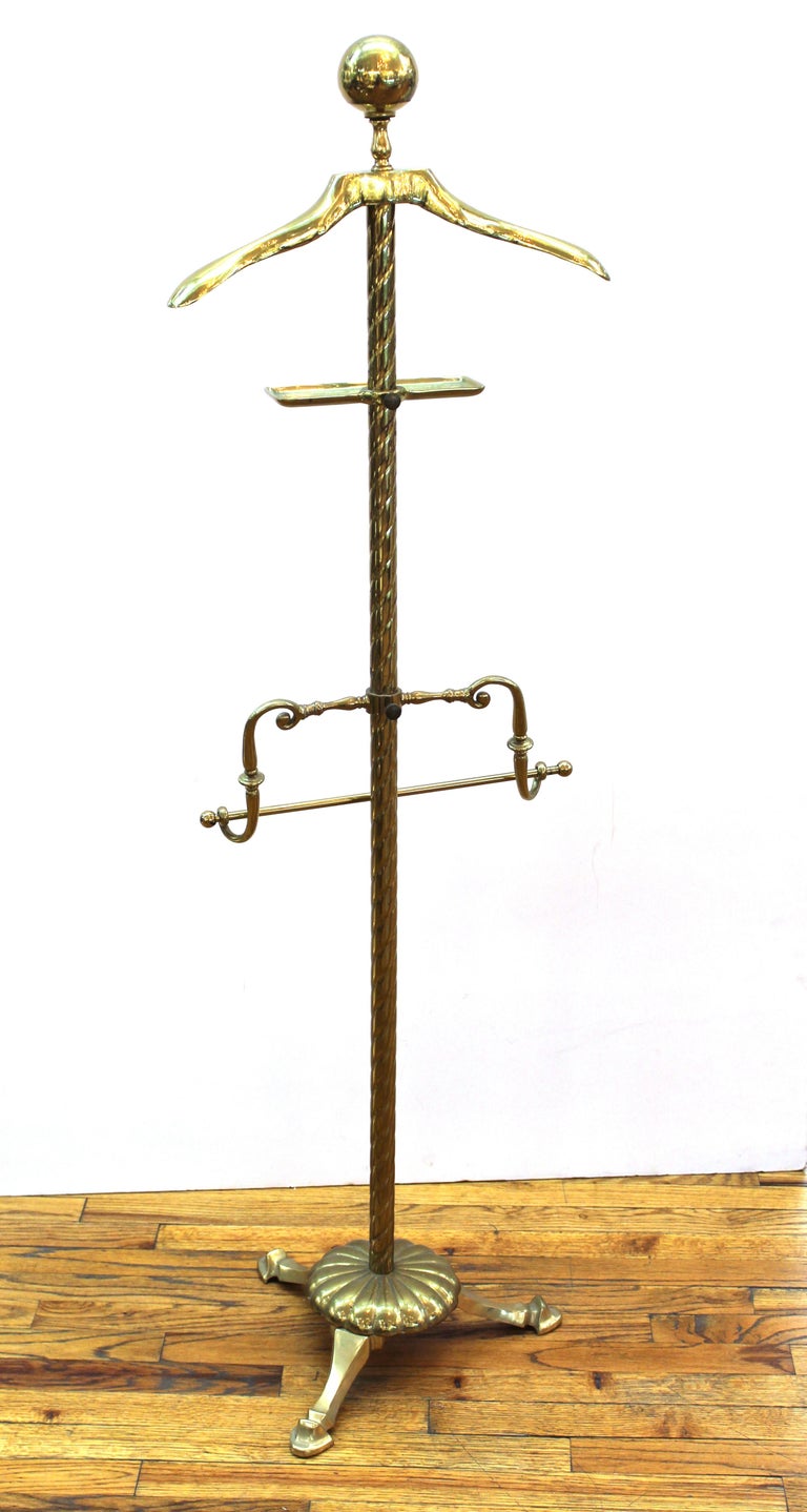 Mid-Century Neoclassical Style Brass Valet For Sale at 1stDibs