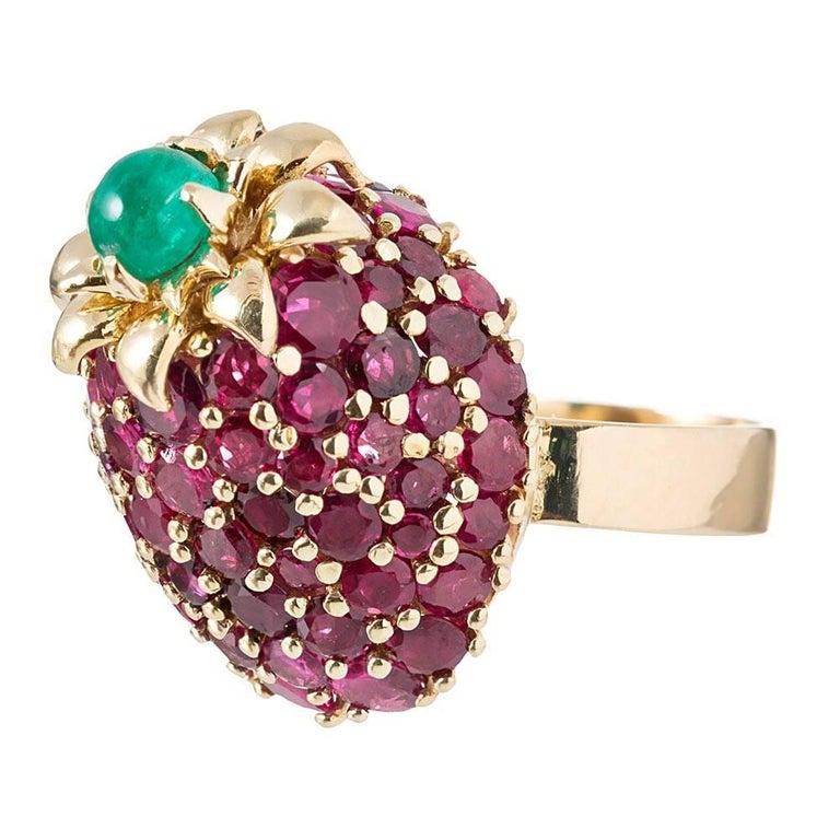 Midcentury Ruby and Emerald “Strawberry” Ring For Sale at 1stDibs